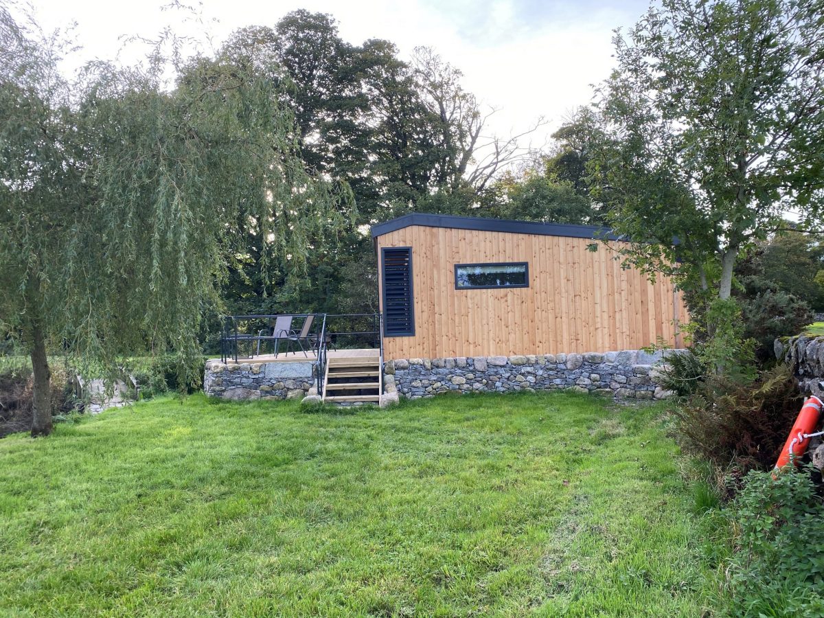 The Lily Pod - Kingan Cottages